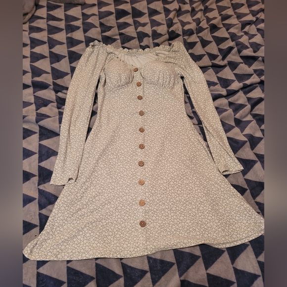 Urban Outfitters | Dresses | Quarter Length Sleeve Button Down Mini ...